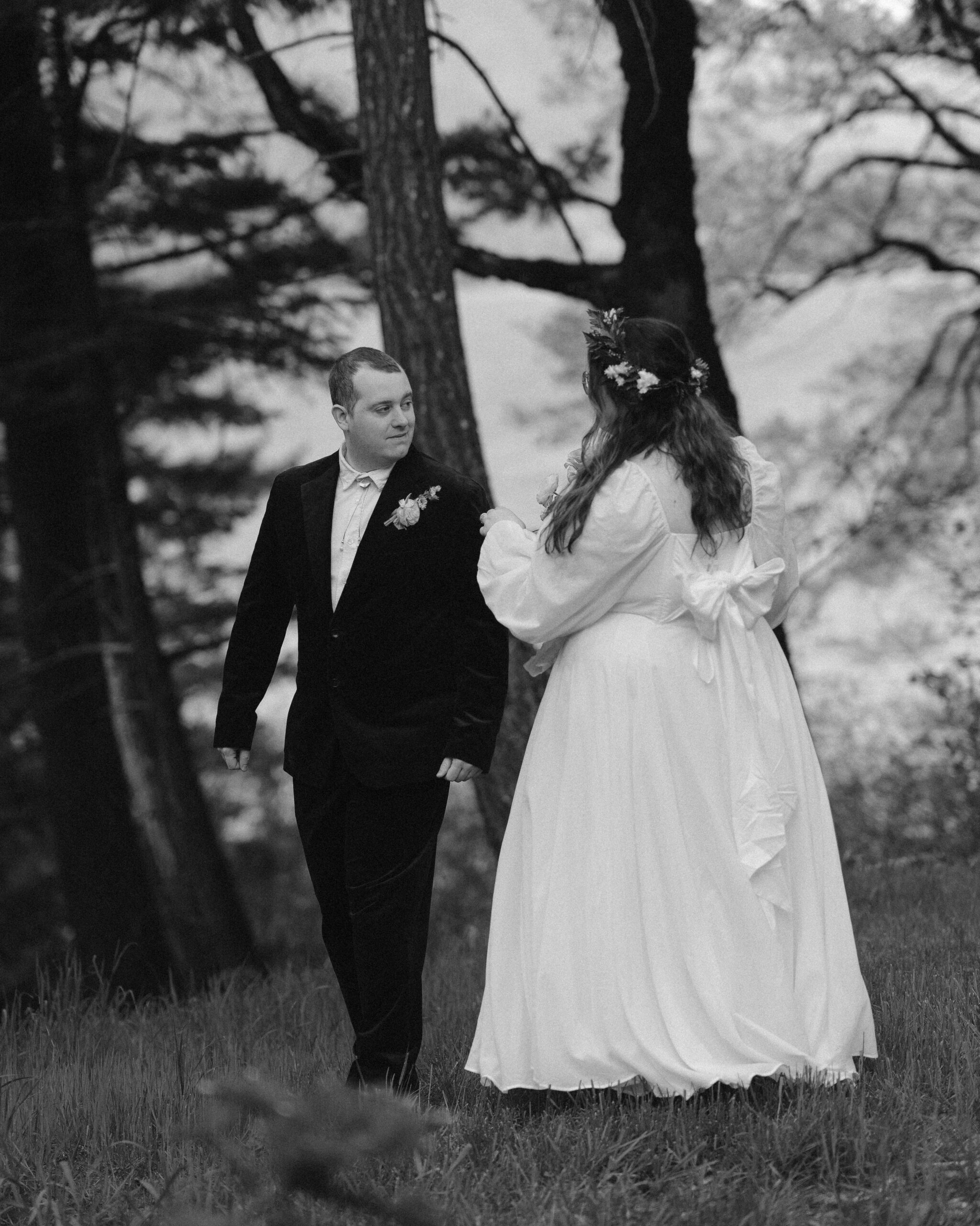 Small Wedding Idea: Whitney + Levi's Oregon Elopement Hybrid